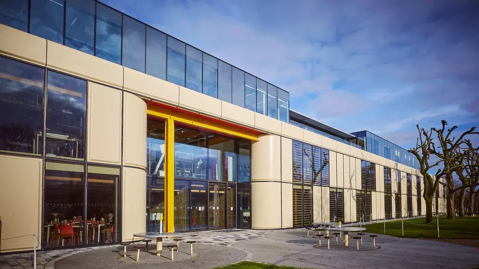 Bath Spa University | Saint-Gobain